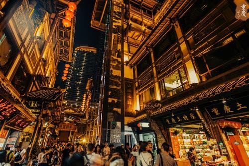 Chongqing Icon (洪崖洞) | Perfect Guide to Chongqing – The Largest City in ...